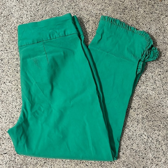 crown & ivy | Pants & Jumpsuits | Crown And Ivy Crop Pants | Poshmark